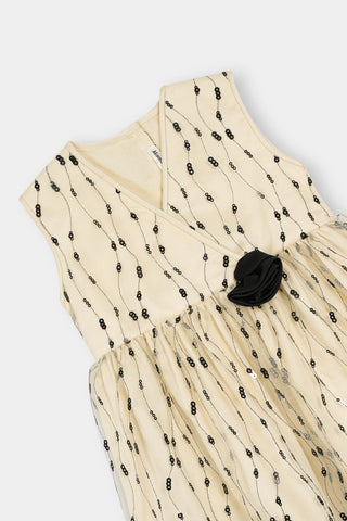 Adorable Newborn & Infant Girls Frocks | Minnie Minors Pakistan